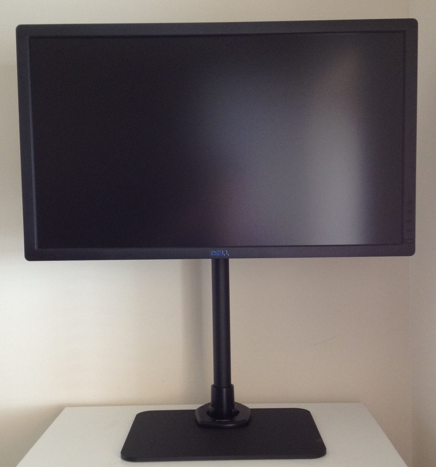 Hazro EM31222 3-Axis Stand Review - TFT Central