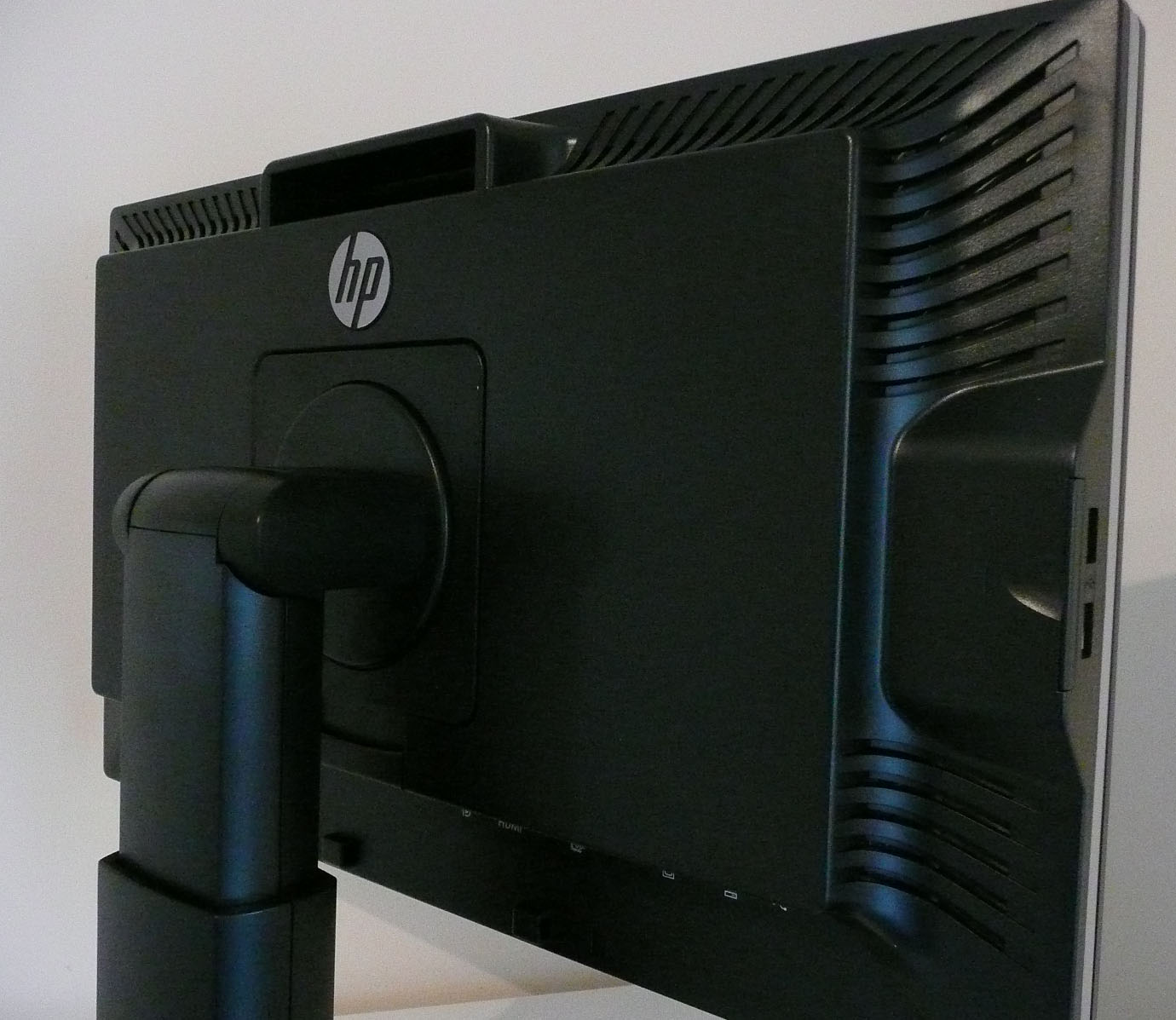 HP ZR2240w Review - TFT Central